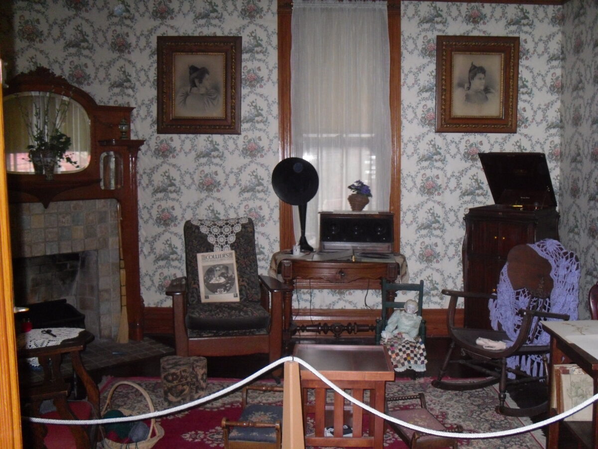 About Us - Heritage Farmstead Museum